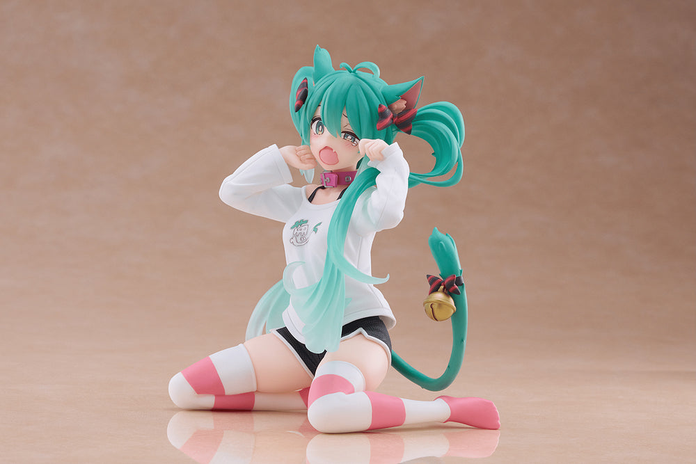 Desktop Cute Figure: Hatsune Miku Cat Ear T-Shirt Ver. – Gundam Planet
