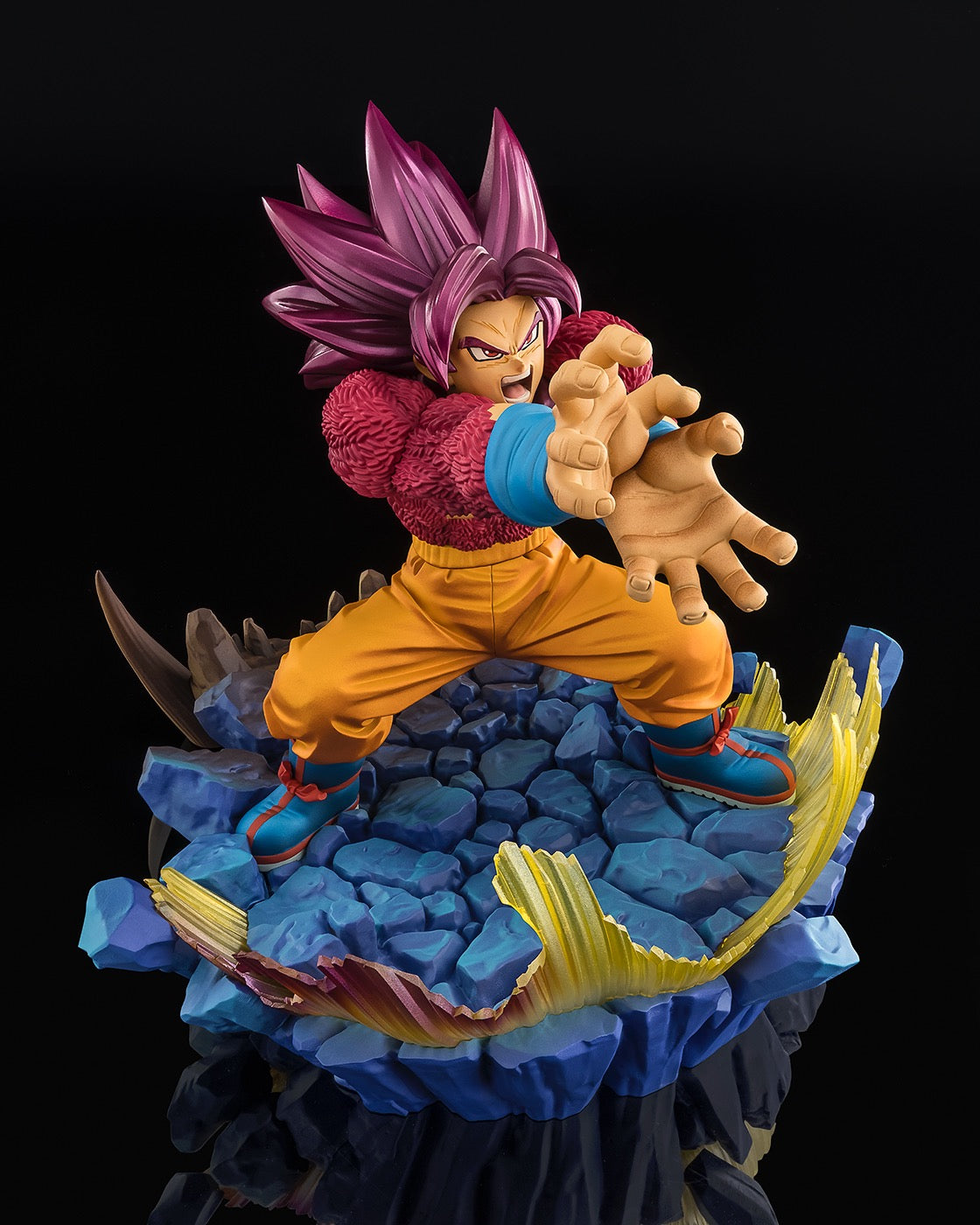 FiguartsZERO Super Saiyan 4 Son Goku Daima [Extra Battle] – Gundam Planet